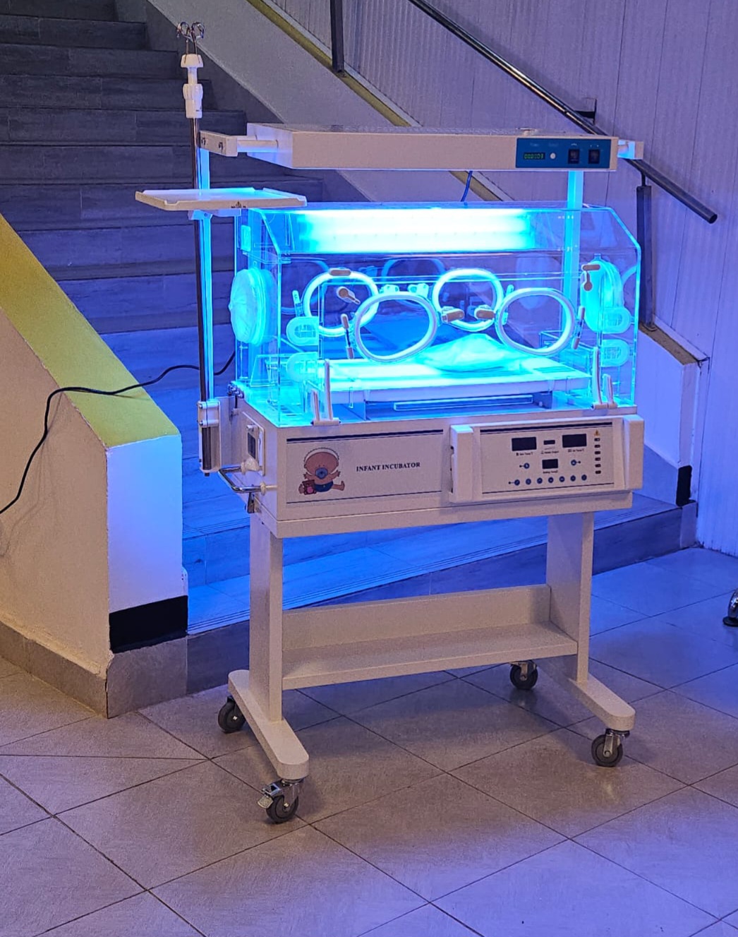 Infant Incubator BIN-3000BS With Phototherapy Light – Orthoflex